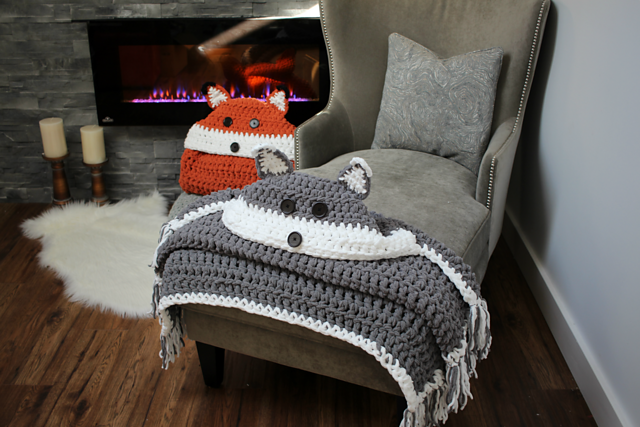 Crochet Hooded Fox Blanket Pattern