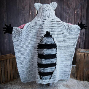 Crochet Raccoon Hooded Blanket Pattern – Yarn Ballin'